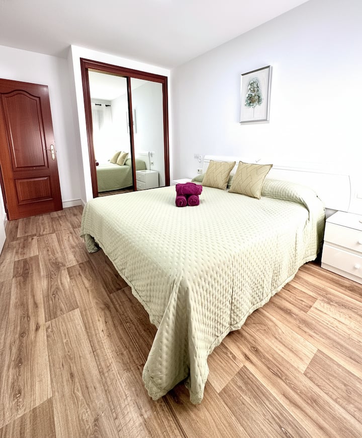 Apartamento Cerca Del Aeropuerto Y Playa - San Isidro, Alicante