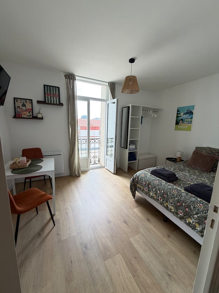 Charmant Studio Vichy Centre - Vichy