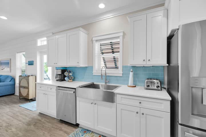 Island Getaway 2br 2ba In Ocean Front Resort - Islamorada, FL