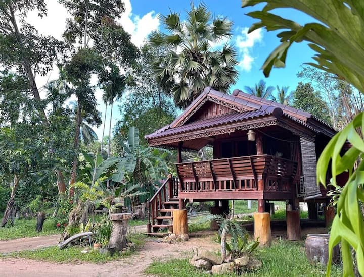 Thai Wooden House Near Waterfall - Ko Pha Ngan