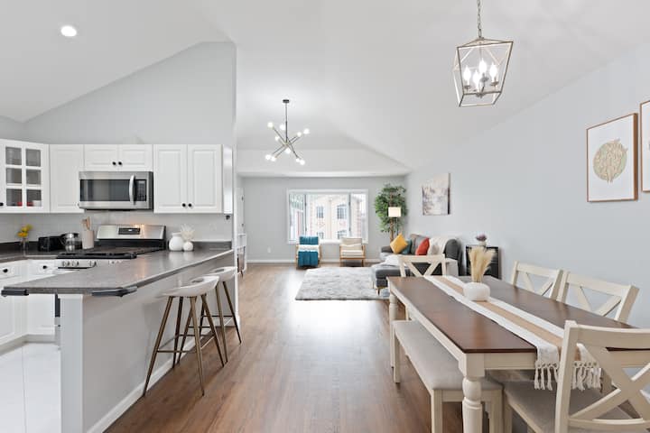 Modern Cozy 3br Skylight Free Parking Mins To Nyc! - Jersey