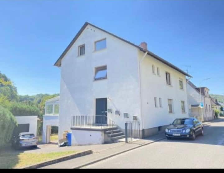 Charmante Ferien-/monteurwohnung - Homburg