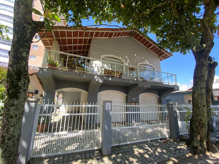 5 Bedroom House With Sea View - Navegantes