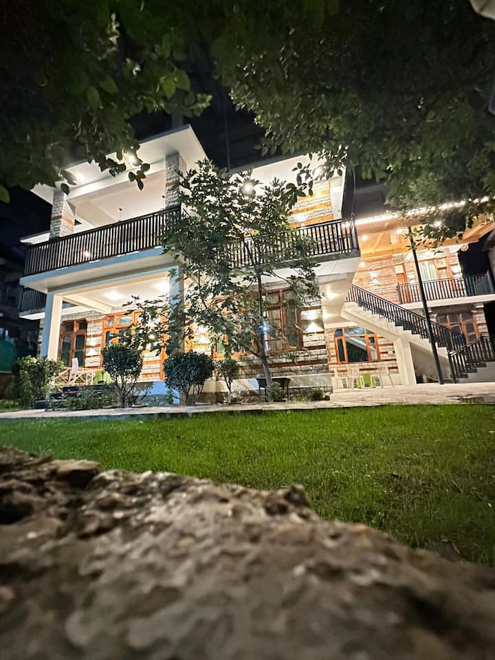 5bhk Mylo Cottage By Geeta Villas - Manali
