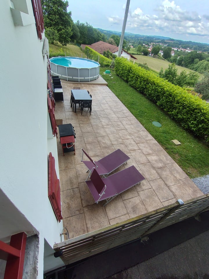 Hidden Gem-fenced Yard-pool-clim-near Village - Baztan