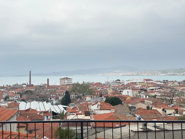 Deniz Ve şEhir Manzarası-aria - Ayvalık