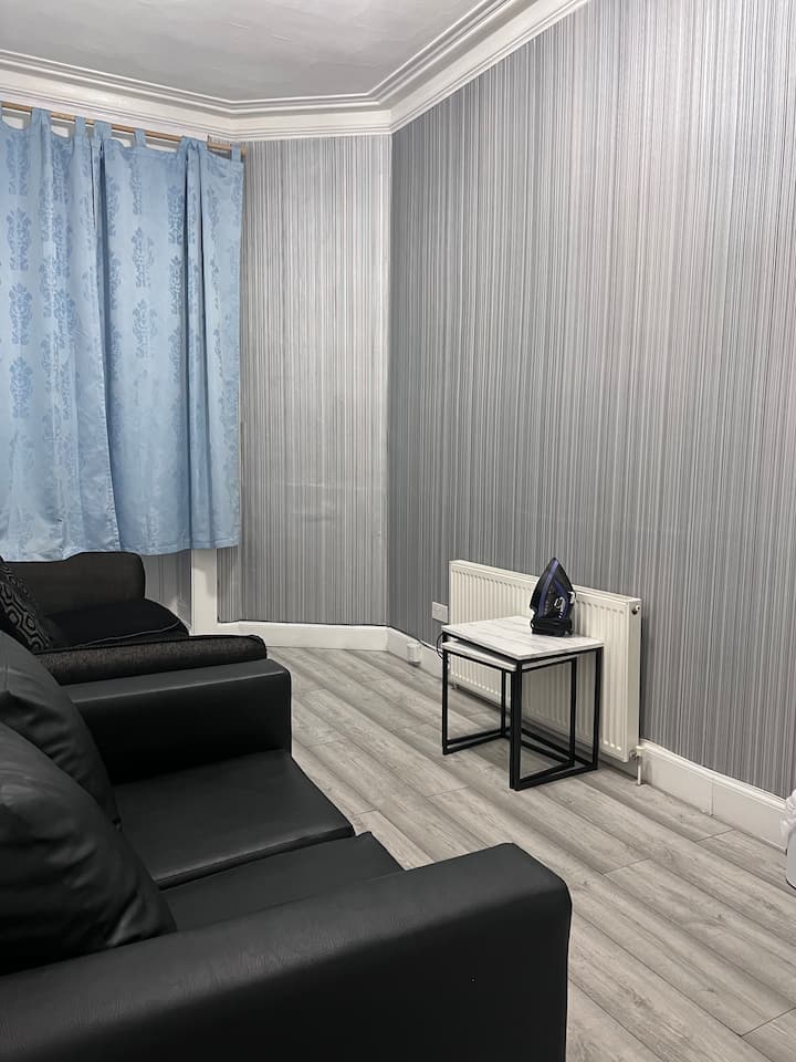 Modern Flat Near City Centre! - Edinburgh