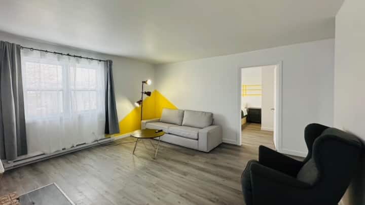 3242a  Nice 3 Bedroom Longueuil - Montreal