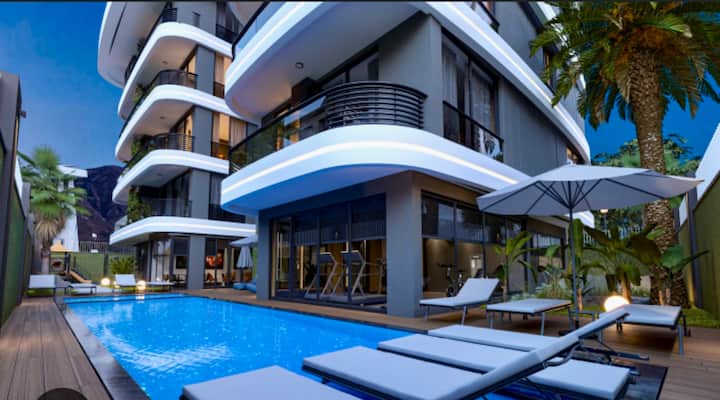 Denize Yakın Lüks Tatil Evi - Alanya