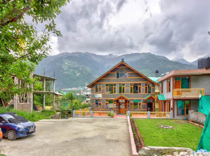 4bhk Penthouse By Geeta Villas - Manali