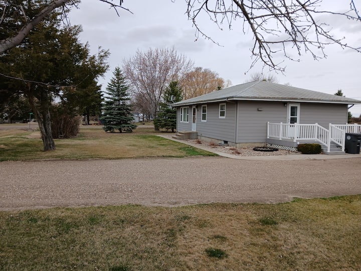 Lake House Near Lake Sakakawea - Lake Sakakawea, ND