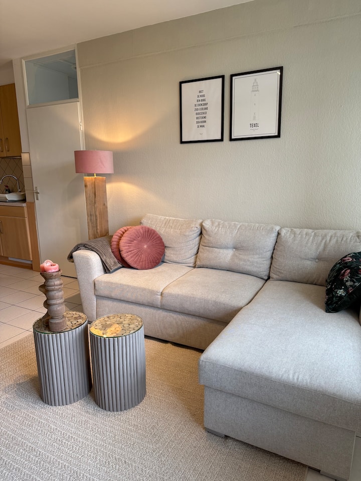 Cozy And Quiet Apartment - De Koog