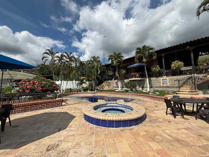 El Fin Del Afán - Versalles