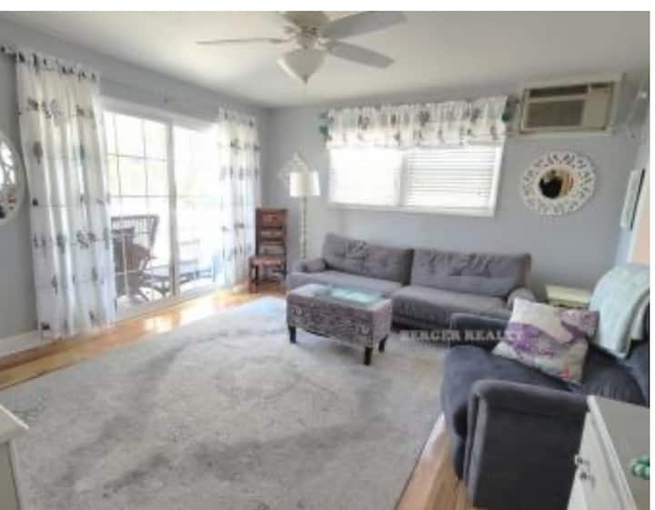 Relaxed South End Escape | Walk To Beach - Ocean City, NJ