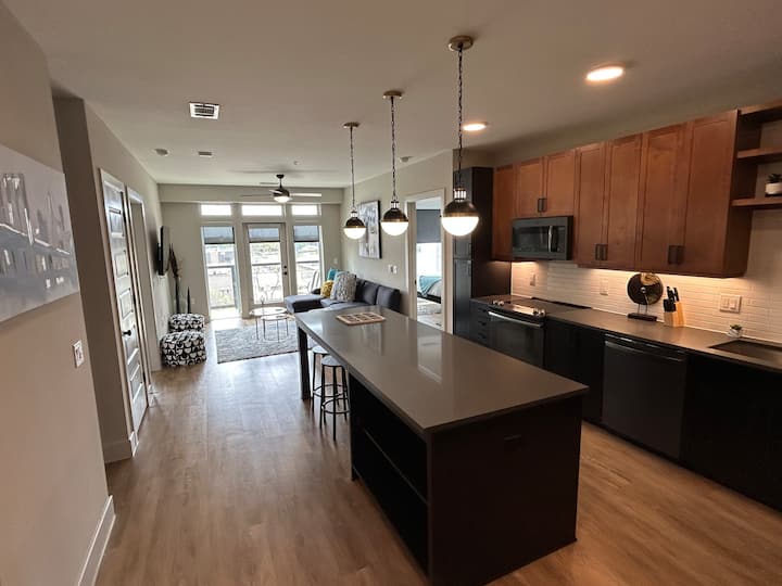 Deep Ellum Elite - Lakewood - Dallas