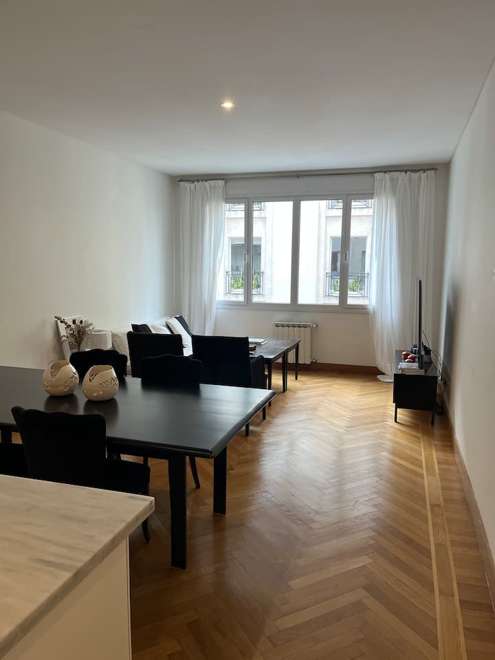 Stay Among Art, History & Cafés -Discover Recoleta - Buenos Aires