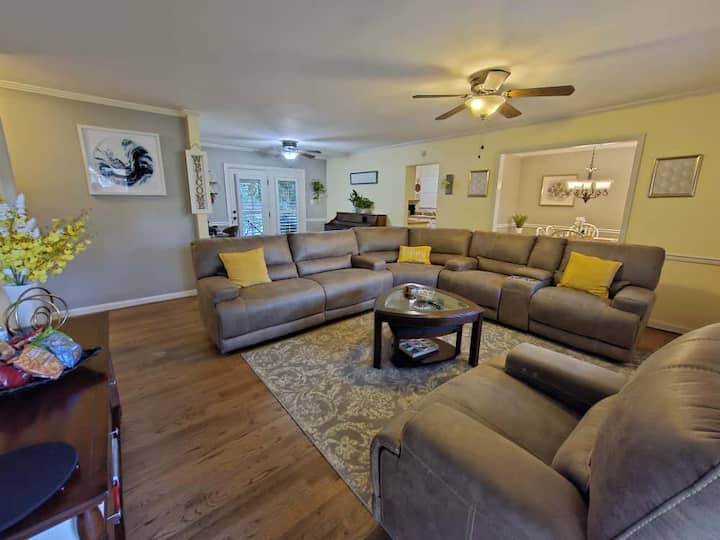 ~Your Home Away In The Heart Of Warner Robins~ - Warner Robins, GA