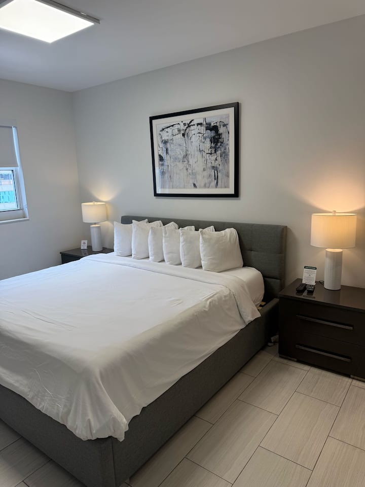 1br In Miami’s Best Location - Miami, FL