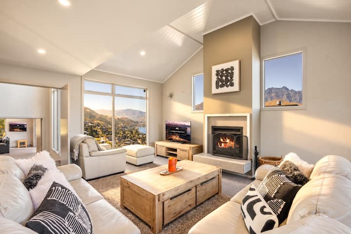 Lancewood Top | Gorgeous Views | Spa Pool - Queenstown