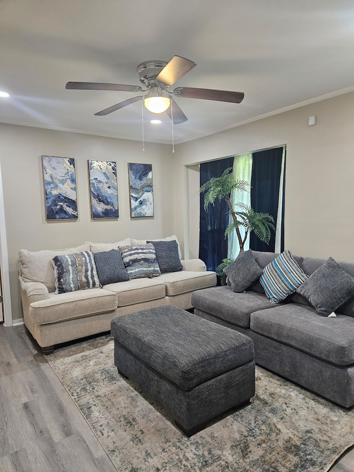 Cozy Praise/2 Brm 1bath/convention Center/crib/bbq - Pleasant Grove - Dallas