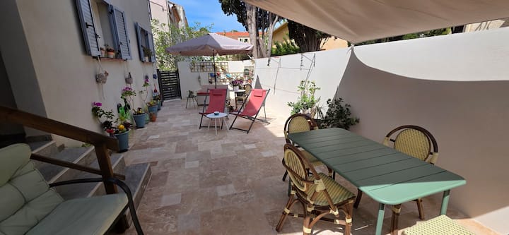 T2 Cosy Centre De St-florent + Parking Couvert - Plage Farinole
