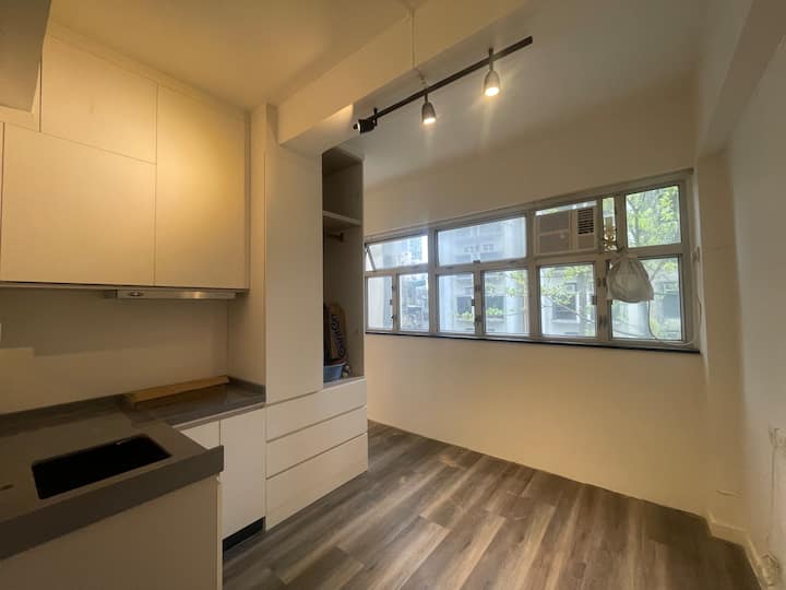 Cozy Studio | 2 Mins To Subway - Hongkong