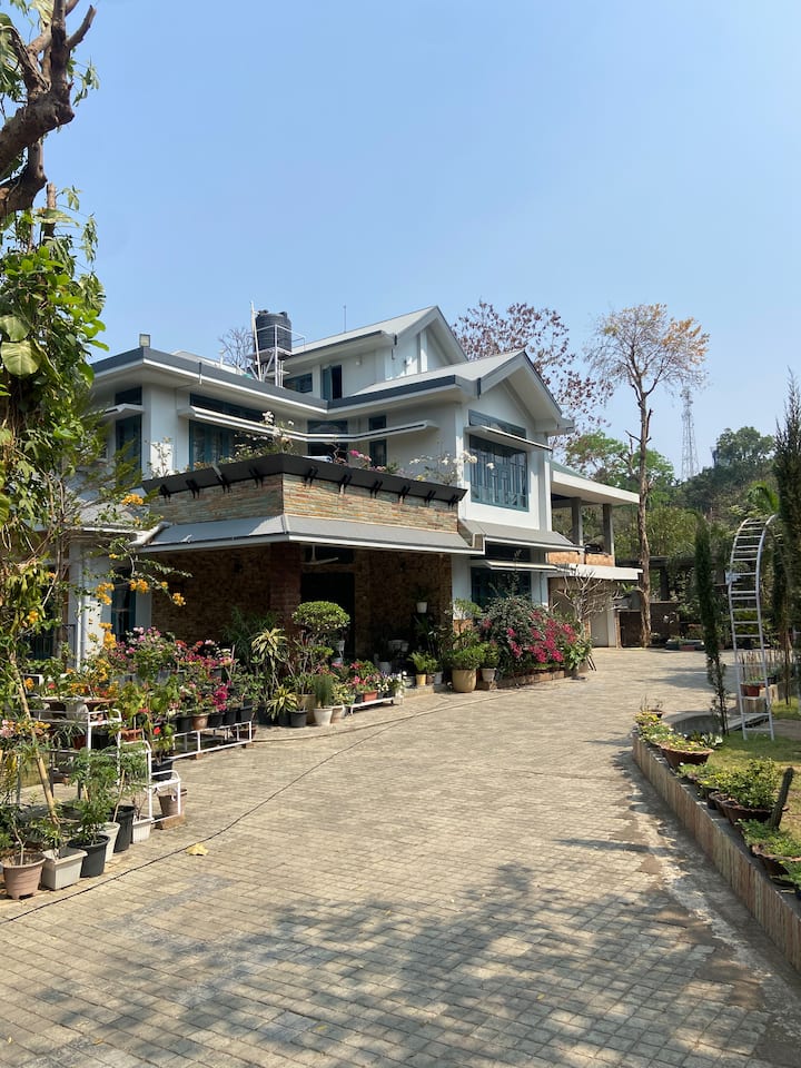 House #243 - 圖拉