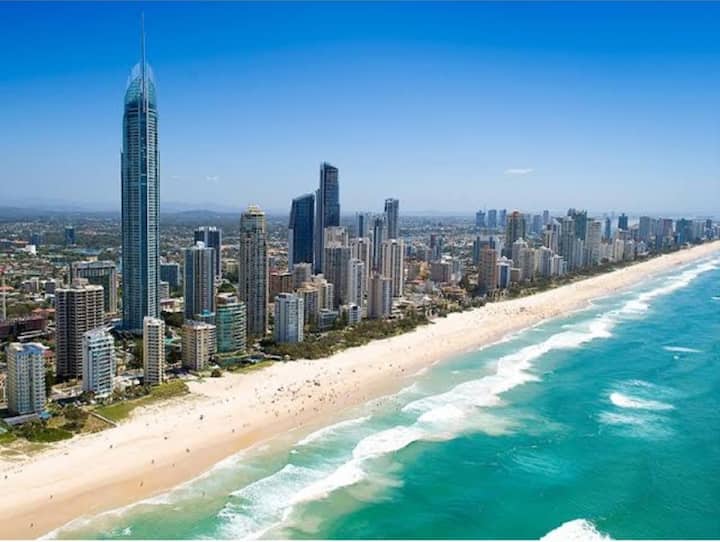 Room & Bathroom Surfers Paradise - サーファーズ・パラダイス