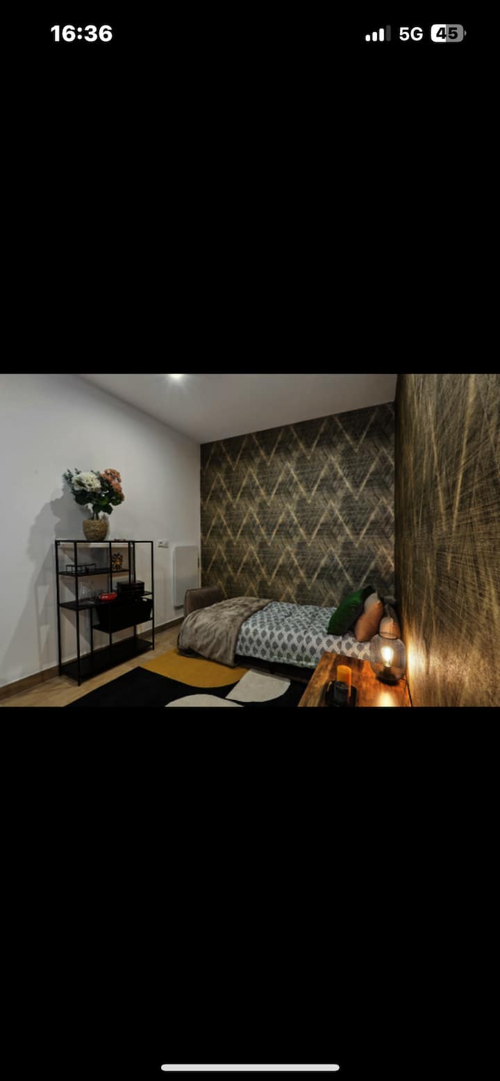 Studio Cosy Avec Baby – Foot Idéal Solo Ou Couple - Vanves