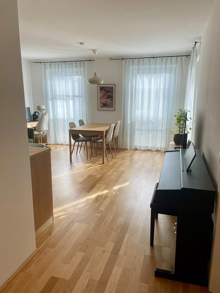Quiet Apartment, Free Parking Garage - Korneuburg