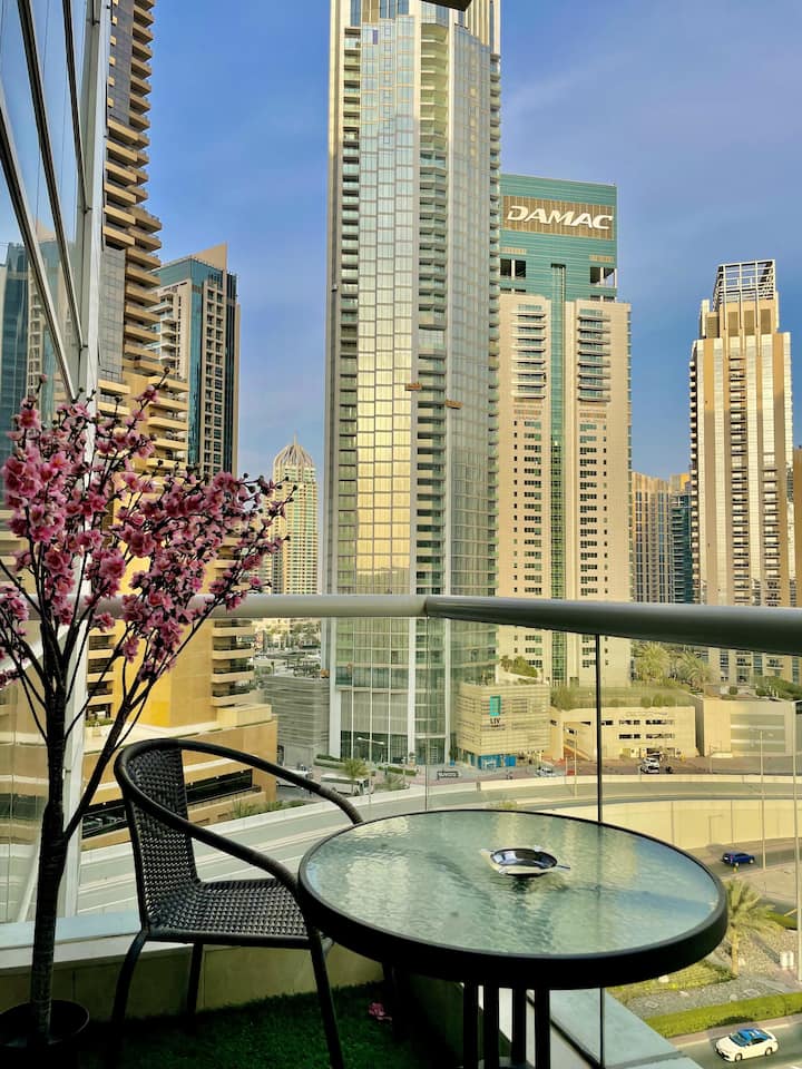 Serene Marina/jbr  Escape Ensuite 2br + Sky Garden - Dubai
