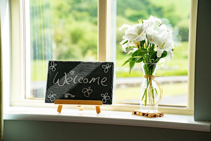 Westport 1 Or 2  Br’s 2 Or 4 Guests,private Access - Ireland