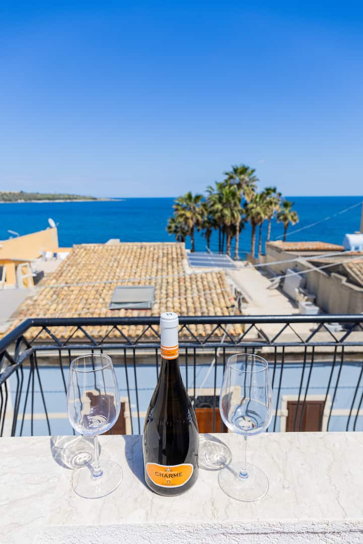 Brezza Marina Apartments - Monolocale Con Terrazzo - Augusta