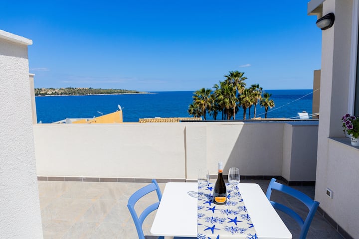 Brezza Marina Apartments - Monolocale Con Terrazzo - Augusta