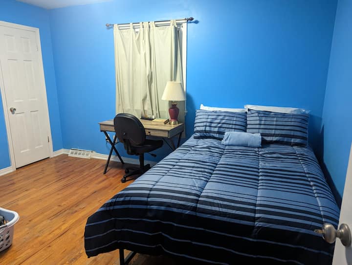 Comfy Room In Big Home - Safe Neighborhood - Syracuse, NY