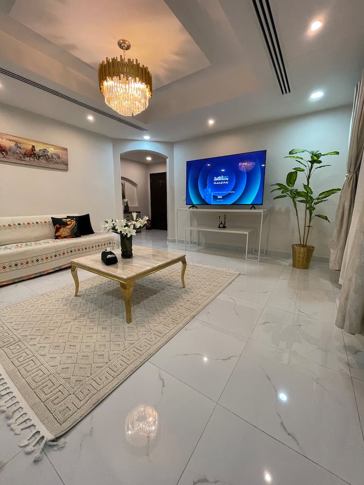 Cozy Family Suite•1br• Daily Clean•self Check-in - Dammam