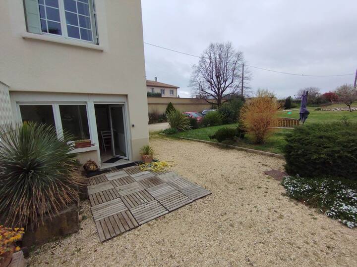 Logement Indépendant 4 Pers. Rez-de-jardin - Romans-sur-Isère
