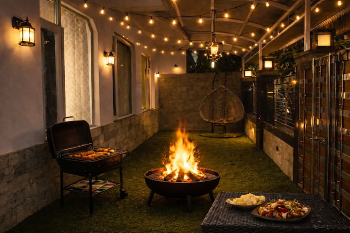 5 Br Villa / Parking,balcony,cook , Glass House - Shimla