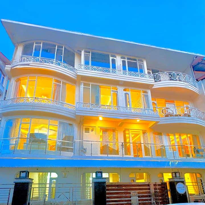 5br Lavish Bungalow W/glass House,&modern Interior - Shimla