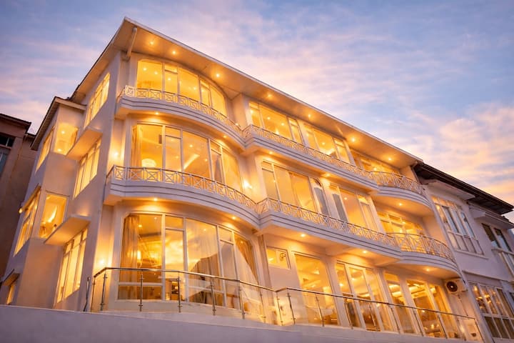 Lux Glasshousevilla, Bonfire|5br 10 Mins Mall Road - Shimla