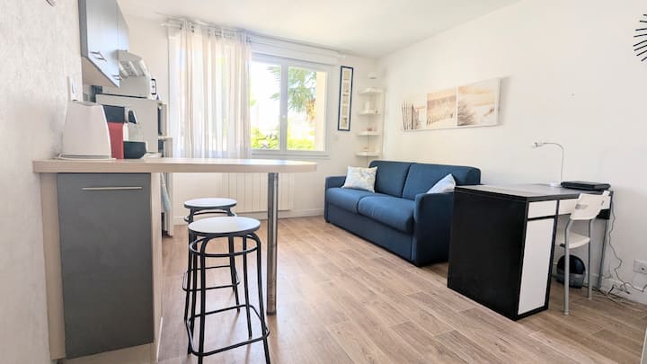 Charmant Studio, 150m De La Mer - La Rochelle