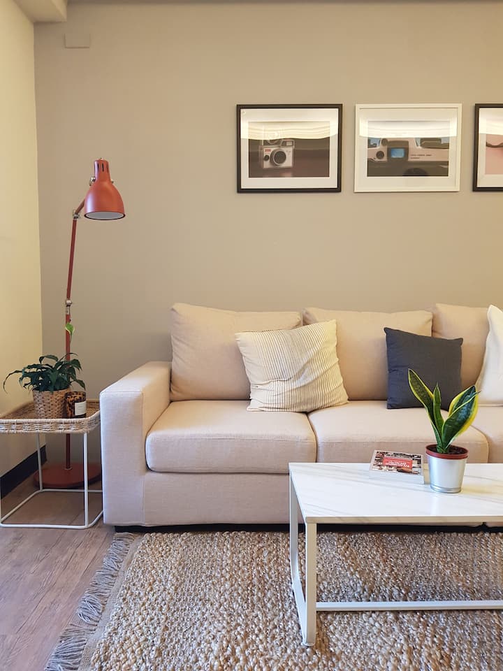 Small Room - 南港區