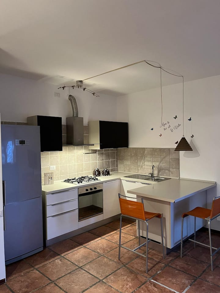 Appartamento Con Balcone - Imola