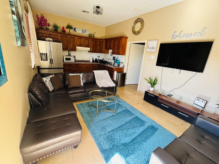 Executive Gateway! Relax Now - Goodyear, AZ