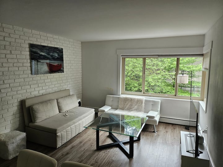 Capitol Hill Condo Near Seattle Convention Center - Seattle, WA