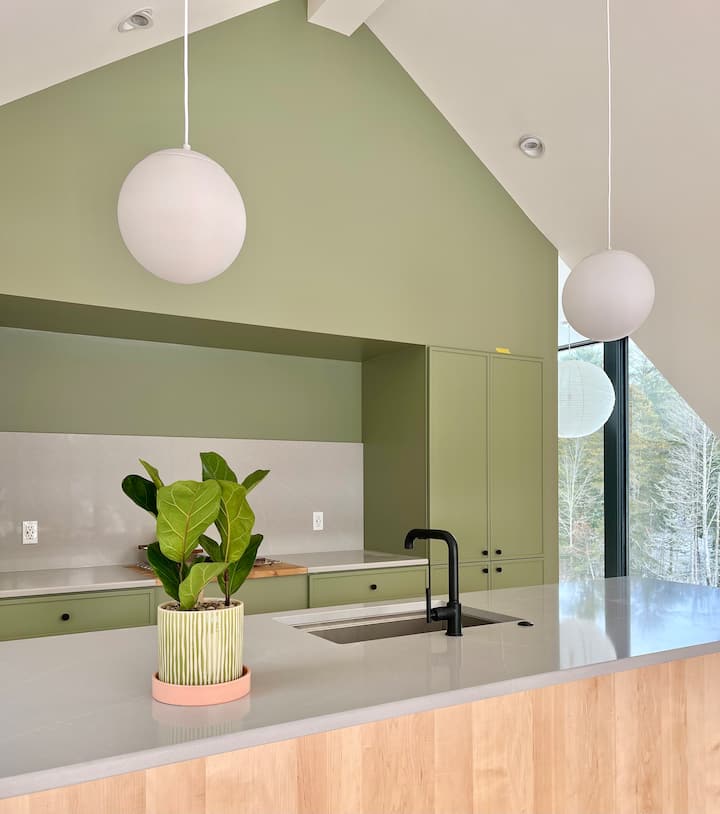 Ash + Timber | Forest Sauna Suite Near Portland - Yarmouth, ME