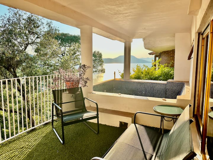 Depa Jacuzzi Vista Lago Y Bosque, Alberca 8 - Valle de Bravo