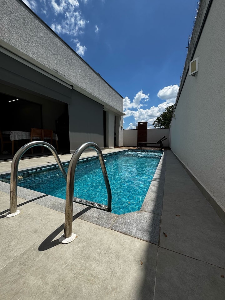 Casa Em Atibaia Com Piscina - Refúgio Do Stress - Atibaia