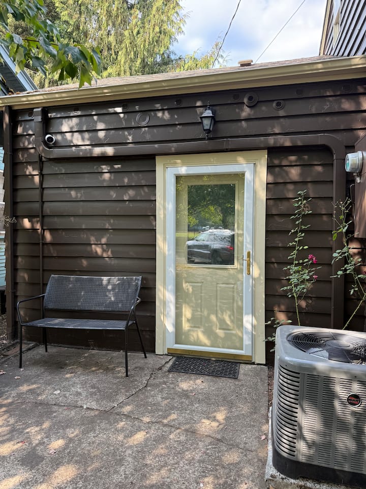 Washington Park Guest Suite - Eugene, OR