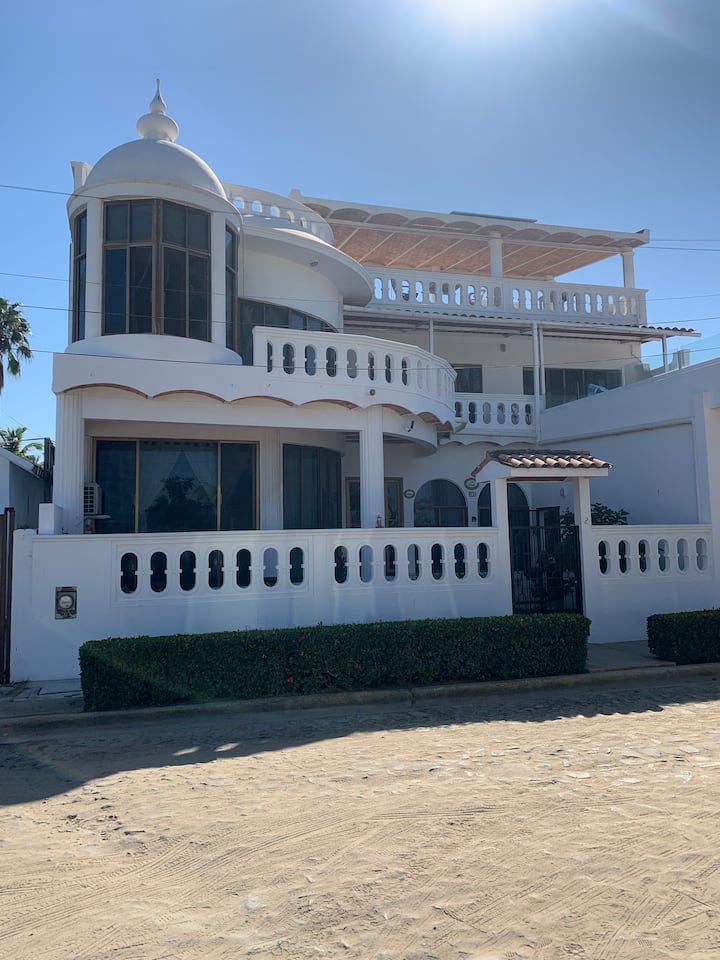 Courtyard Casita On The Beach - La Peñita de Jaltemba